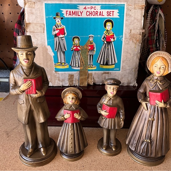 Holiday | Vintage 196s 4 Piece Family Choral Set Original Box Good ...